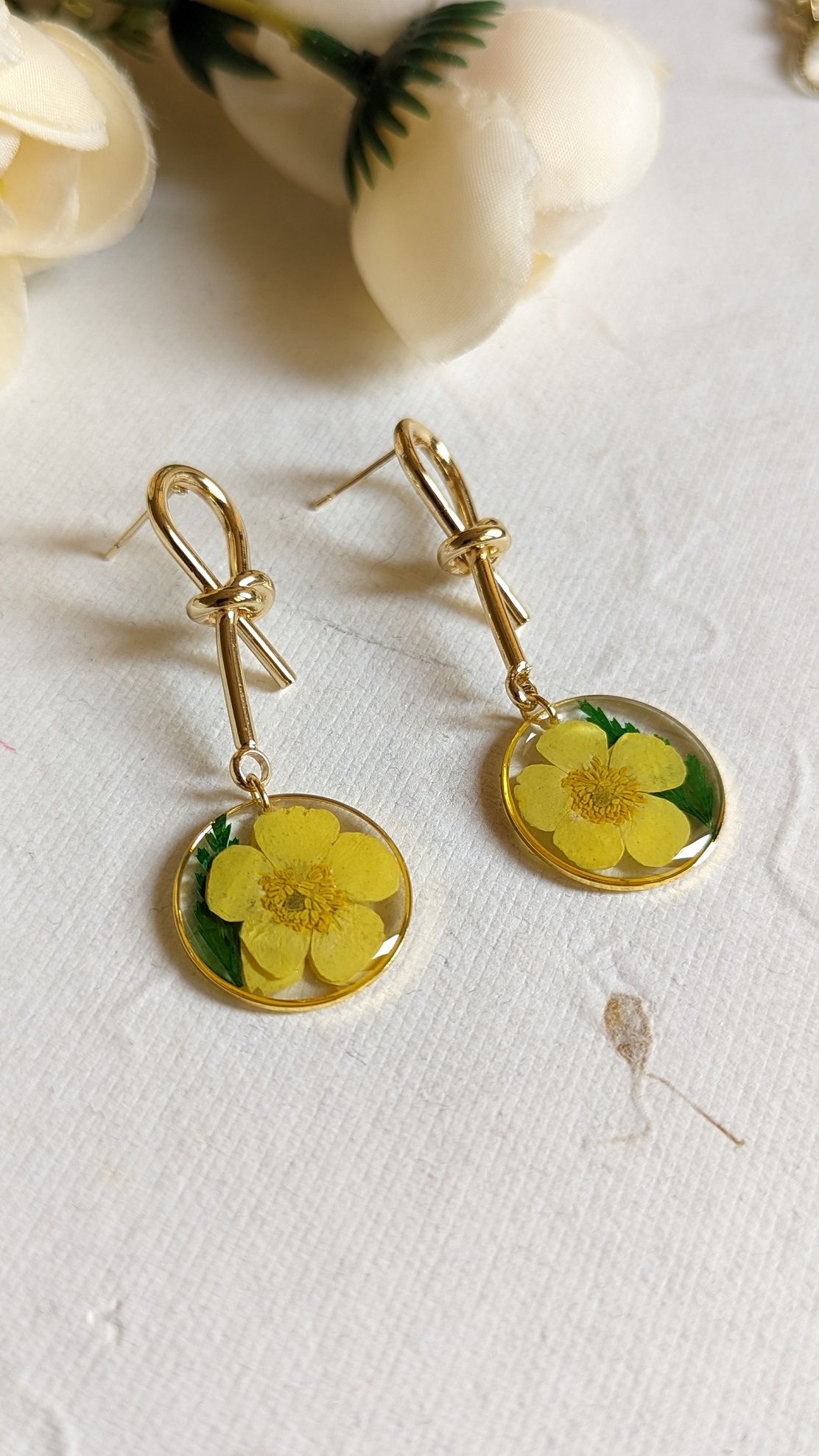 Resinara’s Floral Odyssey: A Journey from Unexpected Beginnings to ...
